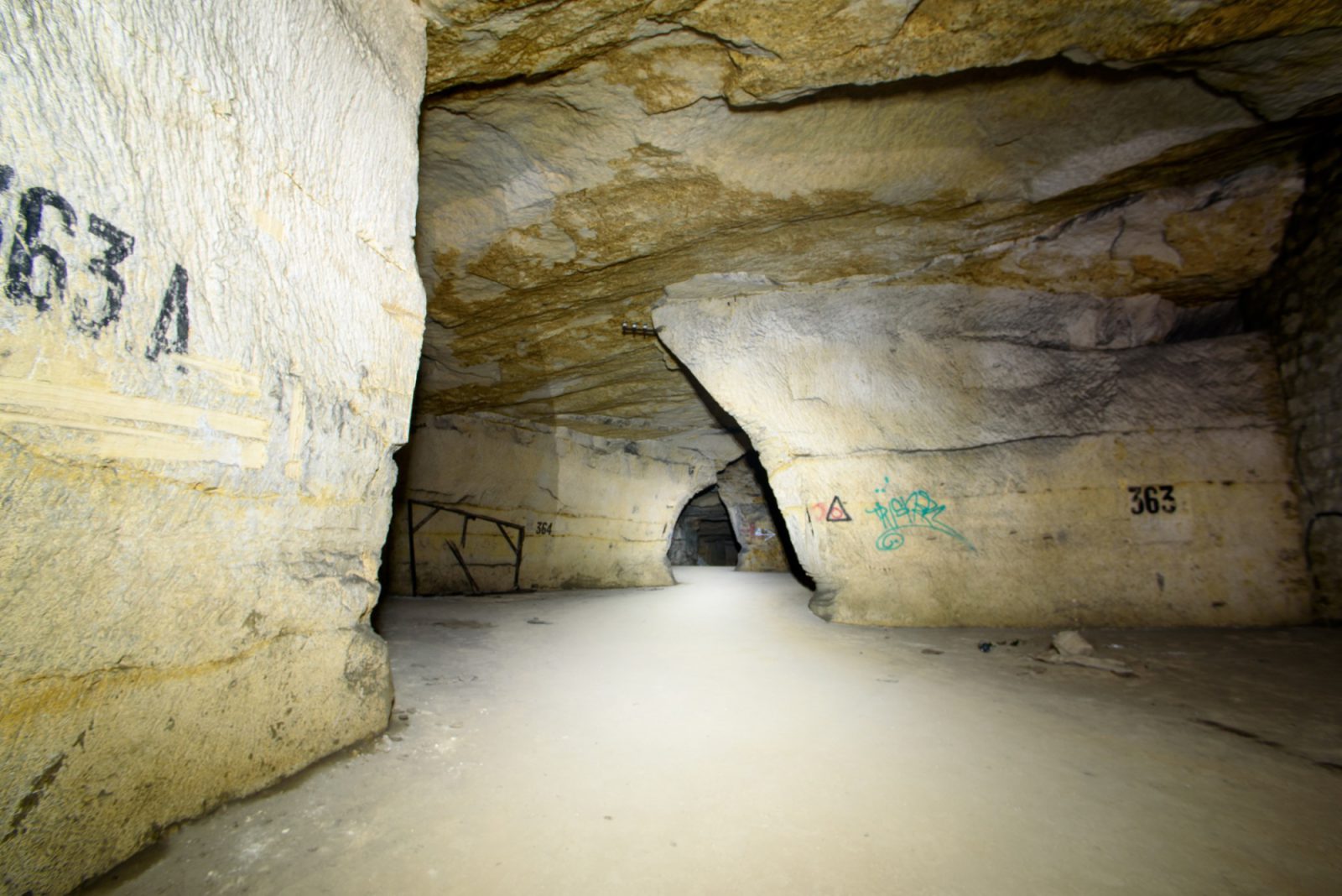 Report - - V1 Storage Quarry, France 2018 | European and International ...